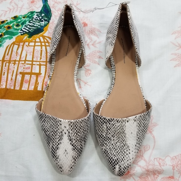 Old Navy | Shoes | New Snakeskin Ballet Flats | Poshmark